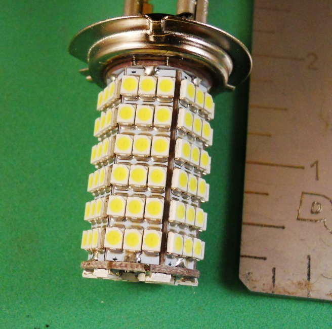 BA-1000 Large Scale LED Lighthouse Flasher